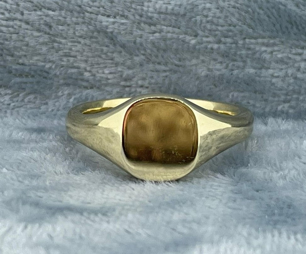 Signet rings – Alex Appleton Jewellers