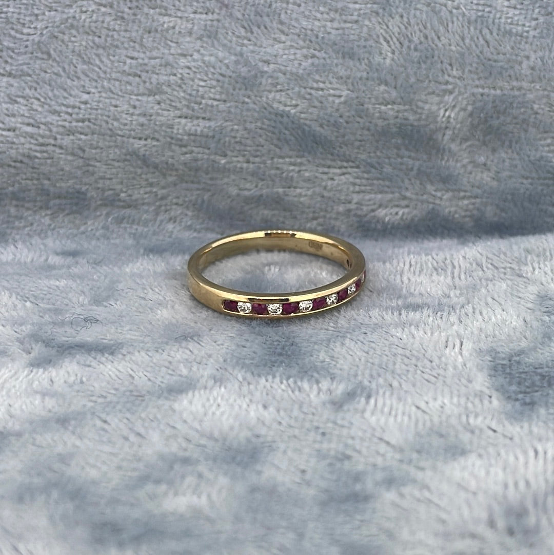 R0748 9ct Ruby and Diamond 0.16ct ruby 0.10ct dia channel set R1325 ...